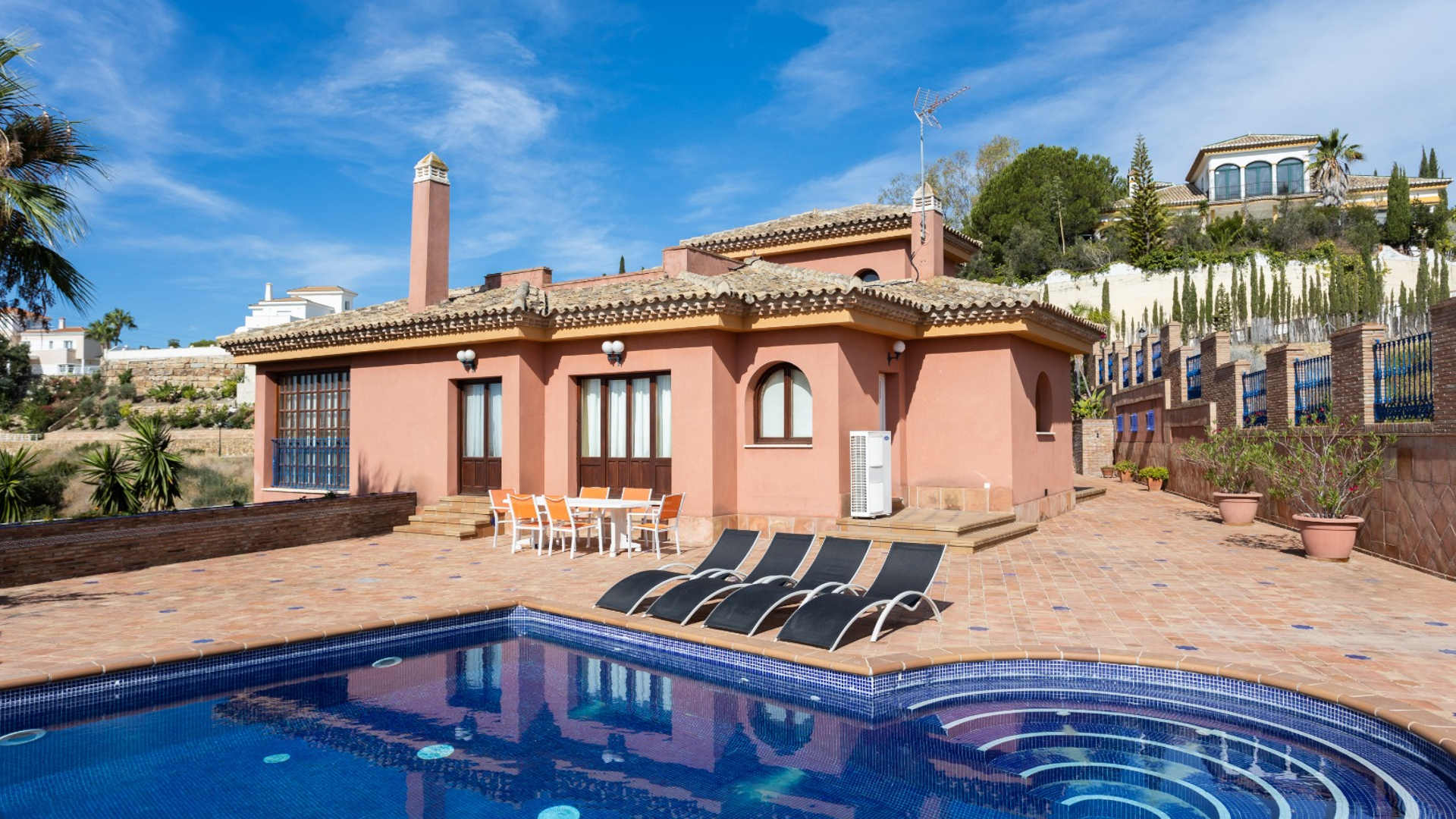 Villa Rosa, Elviria